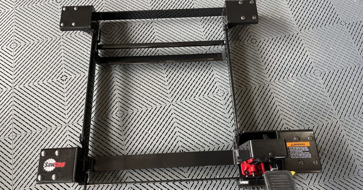 Best Mobile Bases: 7 Bases for Woodworking Equipment in 2024