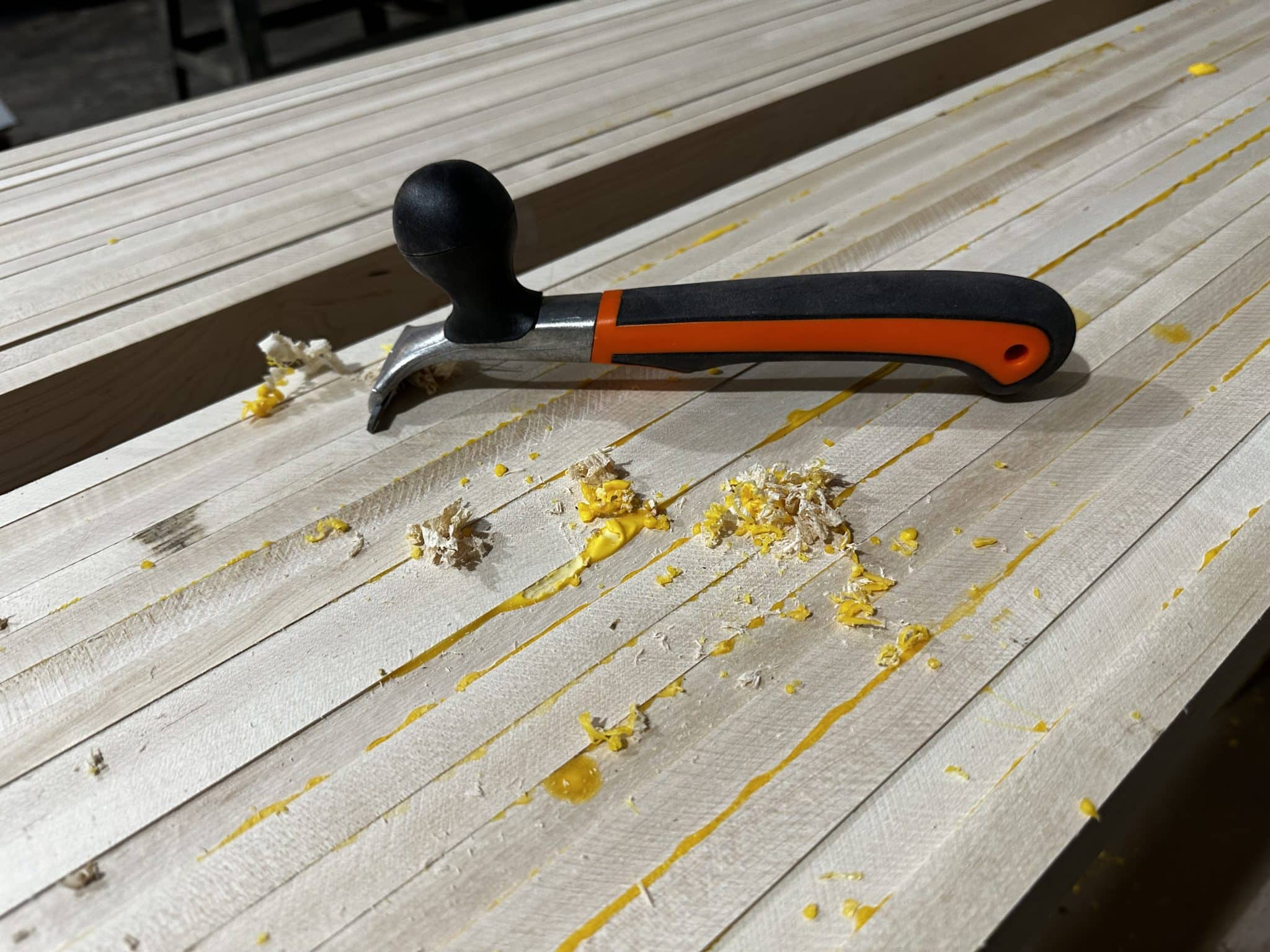 The Best Wood Glue Scrapers With Carbide Blades (2024)